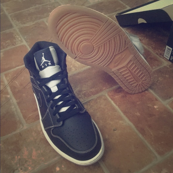 Jordan | Shoes | Jordan Mid Re2pect S | Poshmark